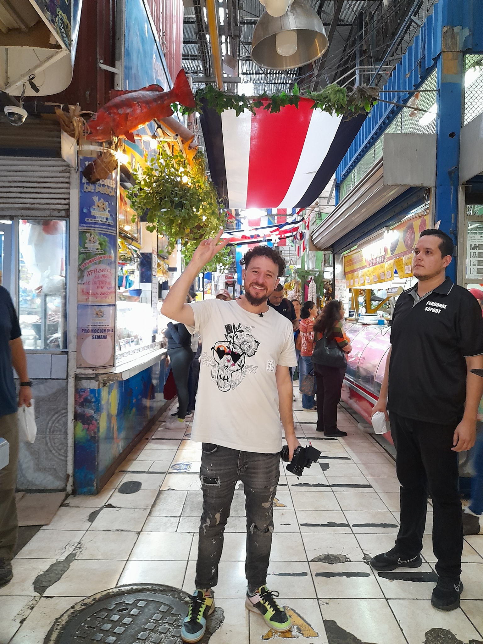 Luisito Comunica vuelto loco con el Tala Pinto: “Es una obra de arte ...