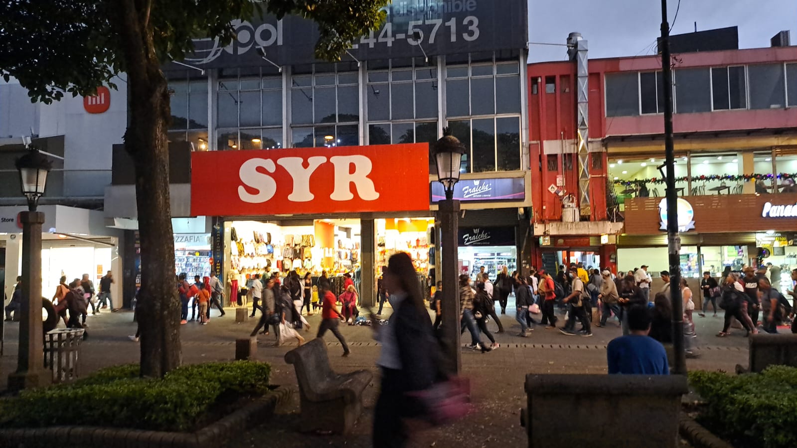 Joven de 26 años registró tiendas SyR con 16 sociedades distintas ...