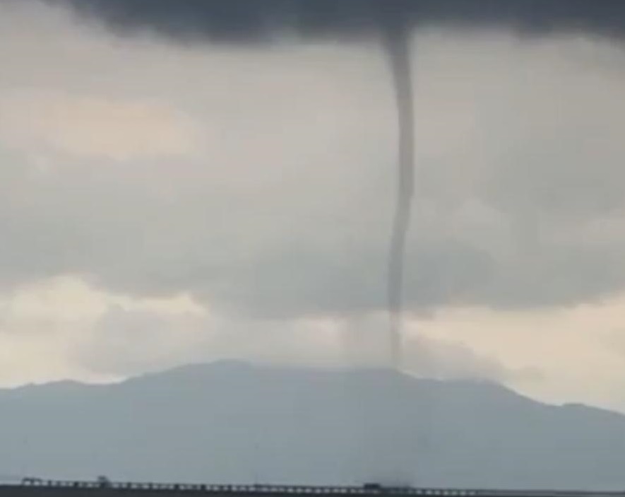 (VIDEOS): La impresionante tromba marina esta tarde en Puntarenas | CRHoy.com