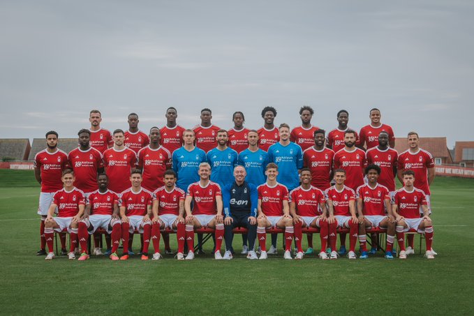 Nottingham Forest y Brandon Aguilera tienen nuevo entrenador | CRHoy.com