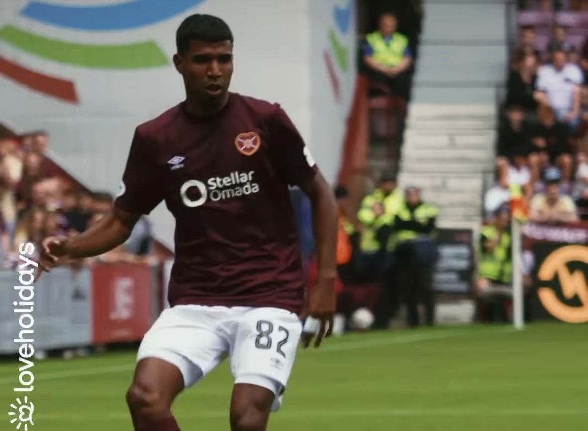 (VIDEO) Gerald Taylor recibe primer reconocimiento en Escocia | CRHoy.com