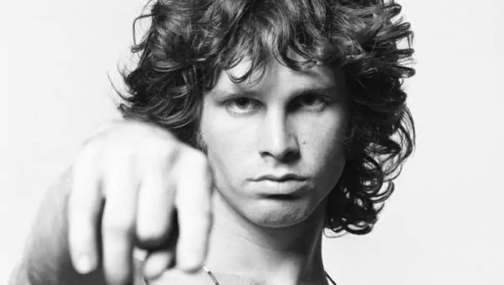 Francia recupera busto de Jim Morrison robado en 1988 | CRHoy.com