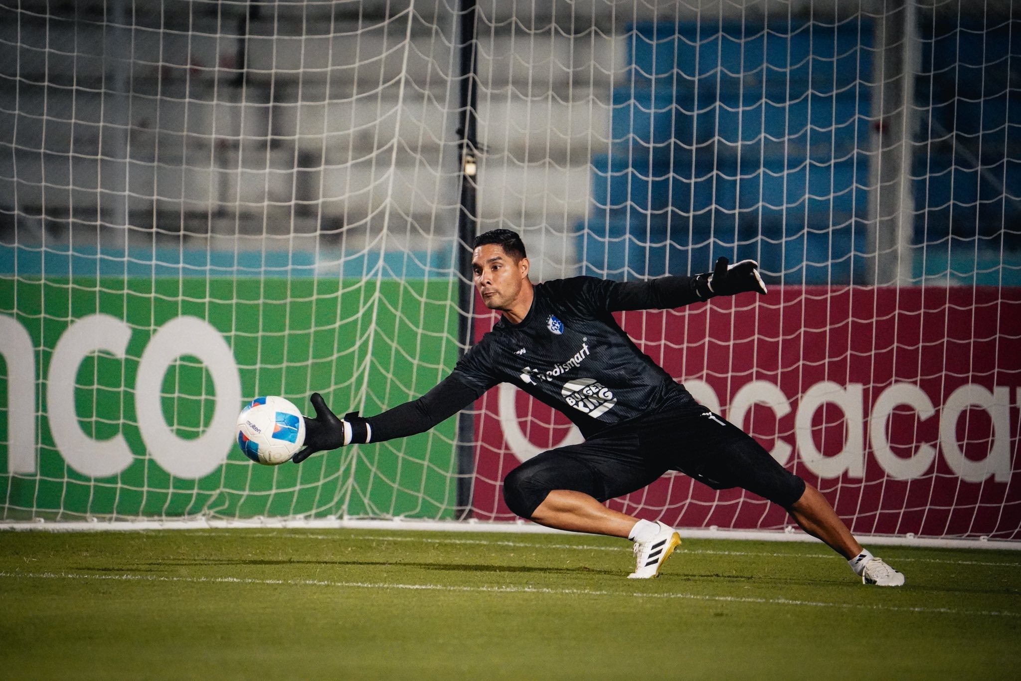 Video muestra gol por el que llueven críticas contra Kevin Briceño | CR Hoy